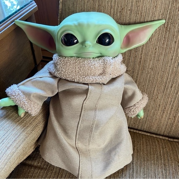 Star Wars | Toys | Star Wars Character Baby Yoda Has Soulful Eyes And ...